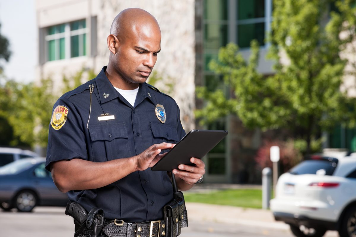 CopWare : Providing Mission Critical Information to Law Enforcement ...